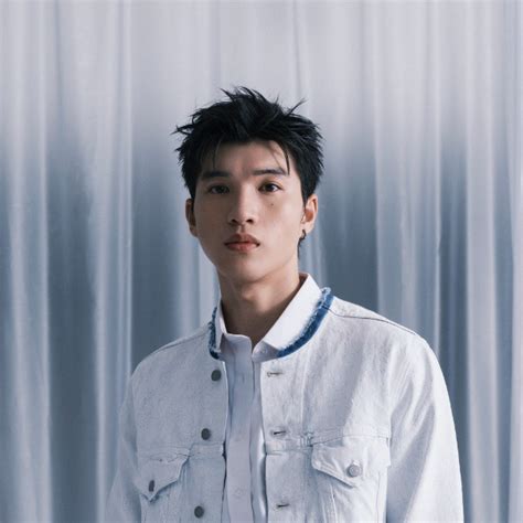 Lời bài hát Không Thể Say HIEUTHUHAI Không Thể Say Lyrics Học May