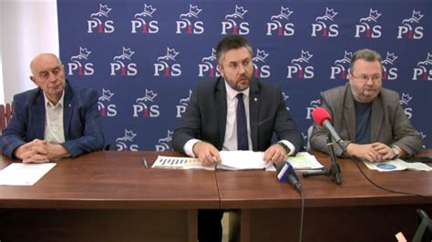 Konferencja prasowa Jarosława Wenderlicha