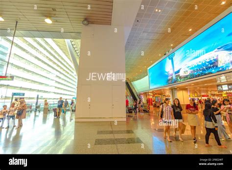 Singapour 8 août 2019 intérieur du terminal Les personnes qui