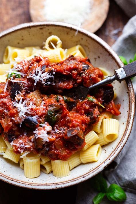 Spaghetti mit Lachs und Tomaten Frischkäse Sauce Kochkarussell
