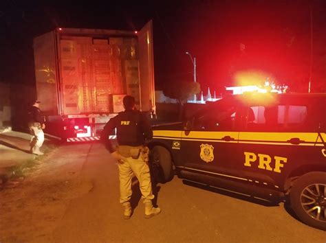 PRF Apreende Carga De Cigarros Contrabandeados Do Paraguai Avaliada Em