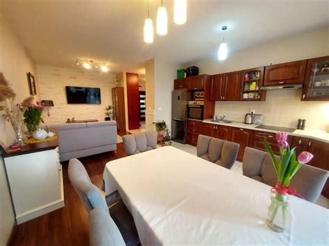 Sprzedam mieszkanie w bloku mieszkalnym 67 m² wysoki standard Warszawa