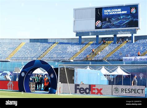 ZAGREB KROATIEN 06 SEPTEMBER Gesamtansicht Des Maksimir Stadions