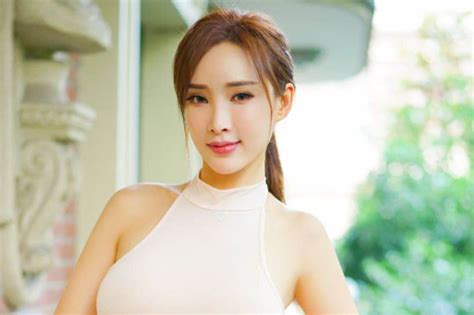 周妍希 中国内地女演员模特