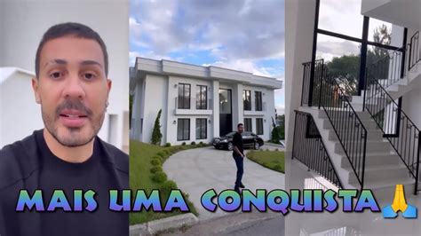 CARLINHOS MAIA FAZ UM TOUR PELA MANSÃOQUE ELE COMPROU EM SÃO PAULO
