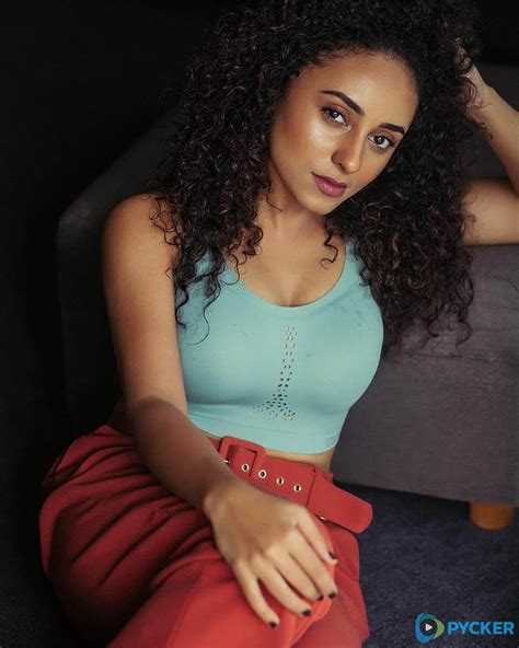 Malayalam Actress Hot Beautiful Semi Nude Hd Phone Wallpaper Pxfuel