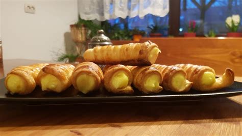 Rulouri Cu Crema De Vanilie Jurnalul Bunicii
