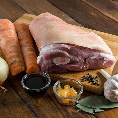 Recette Jarret de porc aux légumes et munster au four