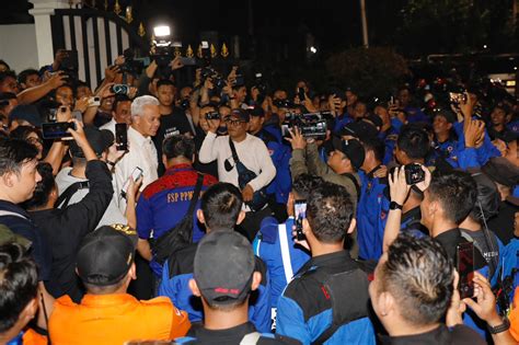 Ganjar Berterima Kasih Atas Dukungan Penuh Konfederasi Buruh