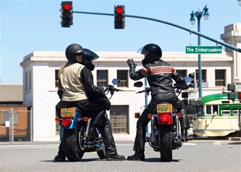 Reglas y Leyes para Conducir Motocicleta Cascos Equipo y División de