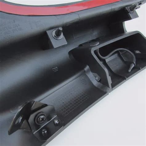 Moldura Saia Spoiler Traseira Le Lateral Crossfox 07 09 Vw Submarino