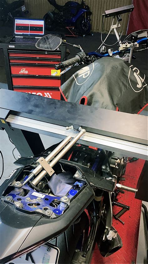 Laserowy Pomiar Geometrii Ramy Motocykla TECHMOTO
