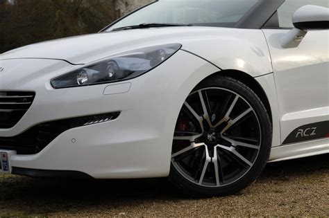 photo PEUGEOT RCZ R 1 6 THP 270 ch coupé 2014 Motorlegend