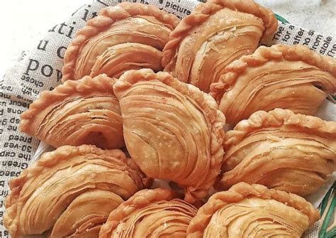 Resep Karipap Pusing Spiral Currypuff Oleh Nana Hanif Cookpad