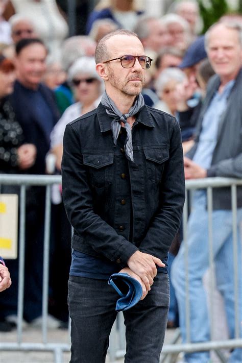 Photo Calogero Arrivées aux obsèques de l auteure compositrice