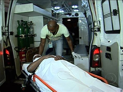 Quatro Pessoas Ficam Feridas Em Tiroteio Entre Policiais Da UPP E