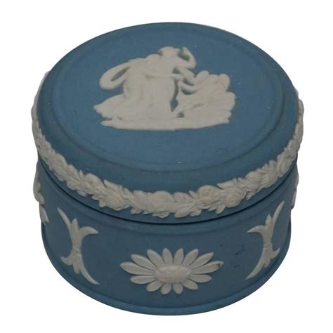 Blue And White Wedgwood Jasperware English Jewelry Box England At 1stdibs