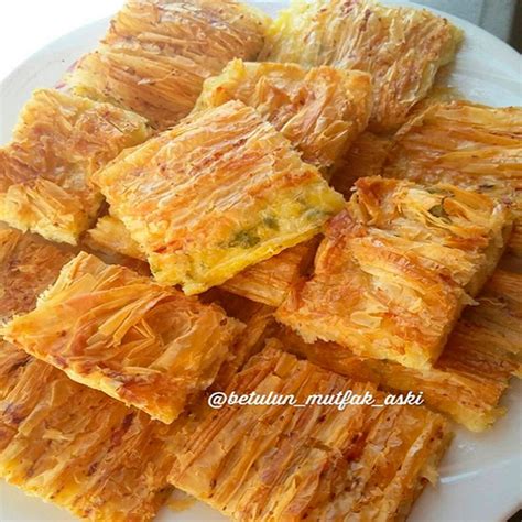 Baklava Yufkasıyla Peynirli Börek Yemek Öğren