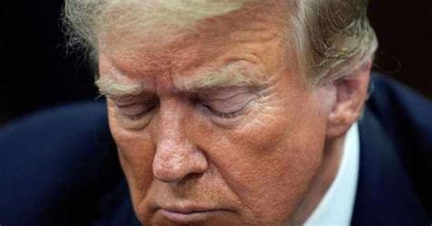 Trump é condenado por ocultar pagamento à atriz pornô Stormy Daniels o