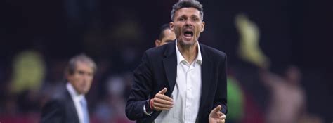 Oficial Fernando Ortiz se queda como técnico del América así su