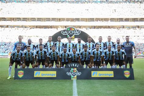 Grêmio vence Ypiranga de novo e é penta do Gauchão depois de 33 anos