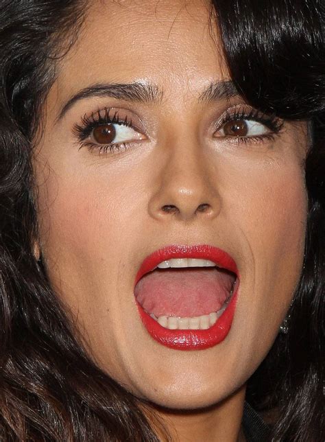 Salma Hayek Scrolller