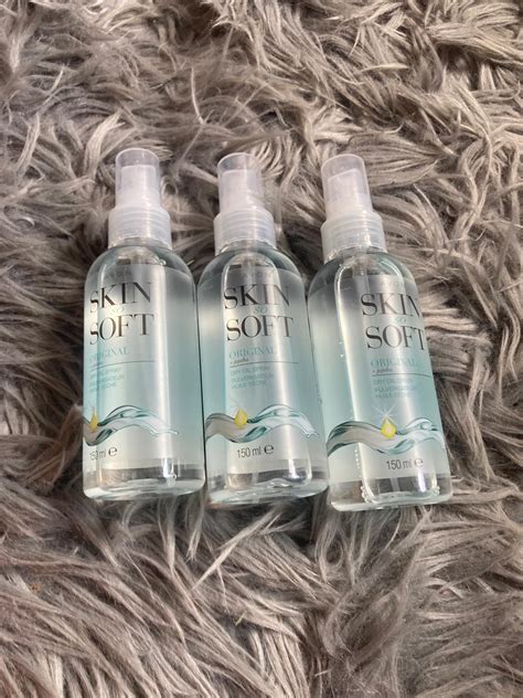 Avon skin so soft dry oil spray x 3 in B36 Bromwich für 6 00 zum