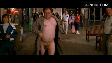OBSERVE AND REPORT NUDE SCENES AZNude Men