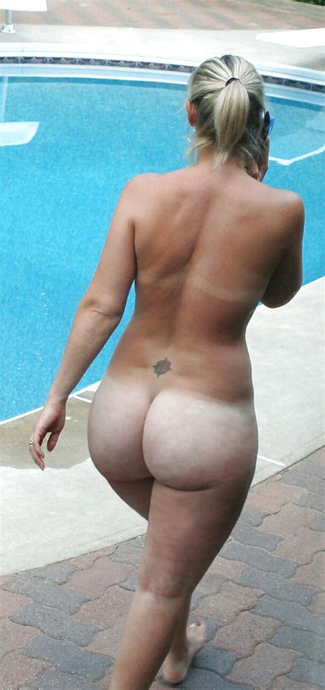 Thick Milfs And Cougars Part Booty Of The Day
