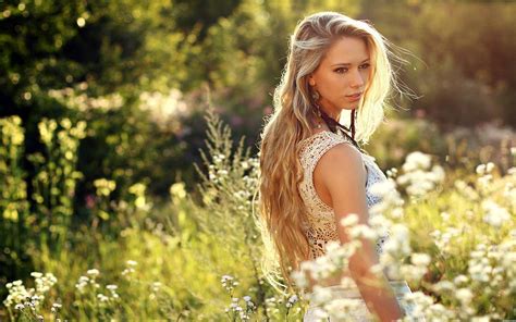 Blonde Girl Wallpapers Wallpapers