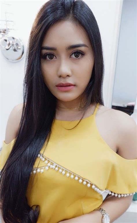 Pin On Koleksi Awek Awek Tetek Cup C