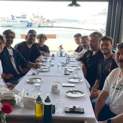 Çağatay Ulusoy Fan Club on Twitter Çağatay Ulusoy ve arkadaşları