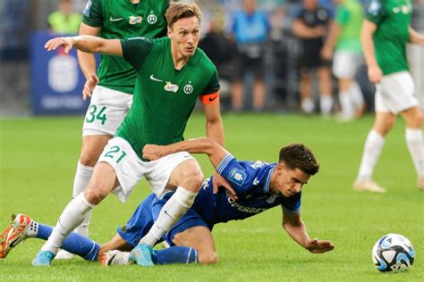 Warta Pozna Pokona A Widzew Po Kuriozalnym I Pi Knym Golu Zieloni S
