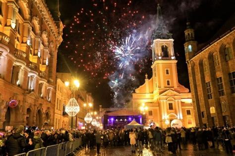 Sylwester 2019 w Toruniu Gdzie są wolne miejsca Jakie ceny Toruń