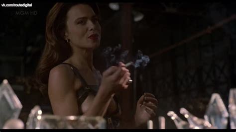 Lena olin nude romeo is bleeding 1994 hd1080i watch online лена