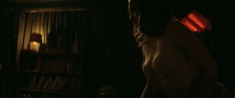Nude Video Celebs Ema Horvath Sexy The Mortuary Collection