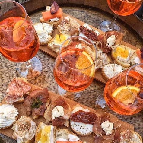 Ah l apéro N oubliez pas de réserver vos plateaux apéro pour fêter à