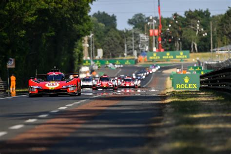 La Billetterie Des Heures Du Mans D J Prise D Assaut Avant L