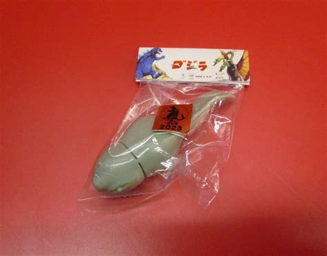 Marusan Marugacha Seiki no Daikaiju Hedorah early gray molded ありある
