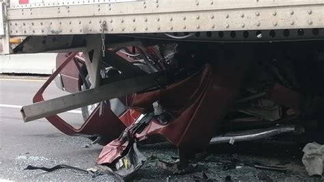 Vecino De Costa Rica Muere Prensado En Camioneta Tras Chocar Contra Un