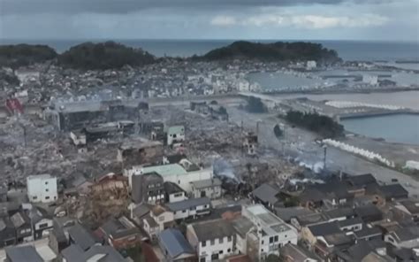Japão atualiza número de mortos por terremotos e emite alertas para