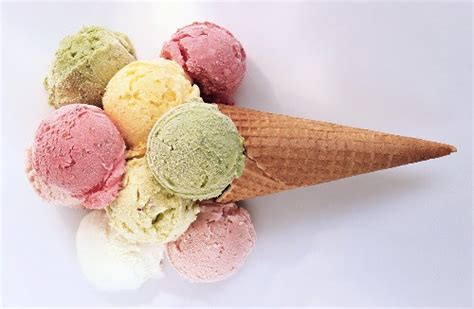 Verschiedene Eiskugeln Mit T Te Bilder Kaufen Stockfood