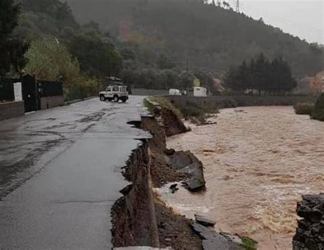 Maltempo Liguria Prosegue L Allerta Meteo Sfollate Centinaia Di