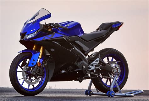 Yamaha Yzf R Fiche Moto