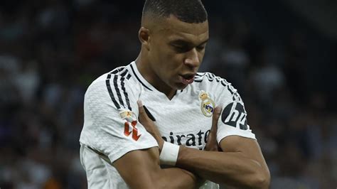 Kylian Mbapp Es Premiado Y Rompe Su Silencio