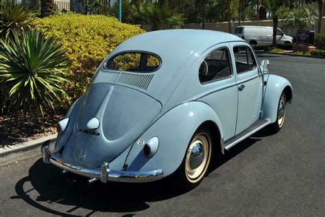 1957 VOLKSWAGEN BEETLE OVAL WINDOW SEDAN Rear 3 4 133212
