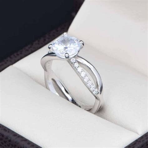 Anillo de compromiso de Plata 925 Joyería Alahas