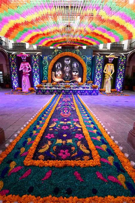 Exquisito Y Monumental Altar De Muertos En Palacio De Gobierno