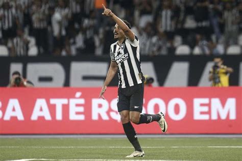 Eduardo Brilha E Botafogo Vira Sobre O Red Bull Bragantino Pelo