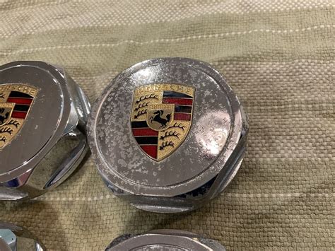 Mid S Old School Fuchs Center Caps With Porsche Emblems Pelican